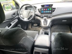 Красный Хонда СРВ 2015 в Таллин, объемом двигателя 2.00 л и пробегом 120 тыс. км за 13000 €, фото 4 на AUTOMOTO.COM.LV