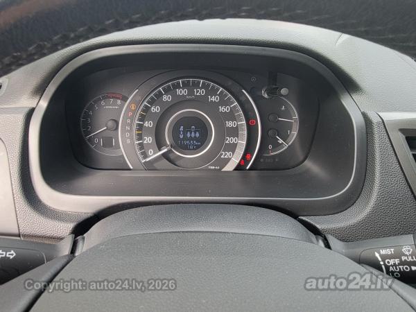 Sarkans Honda CR-V 2015 Tallina, ar dzinēja tilpumu 2.00 L un nobraukumu 120 tūkst. km par 13000 €, foto 8 vietnē AUTOMOTO.COM.LV