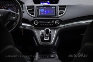 Red Honda CR-V 2017 in Tallinn, with an engine capacity of 1.60 L and mileage of 159 thousand km for 16999 €, photo 11 on AUTOMOTO.COM.LV