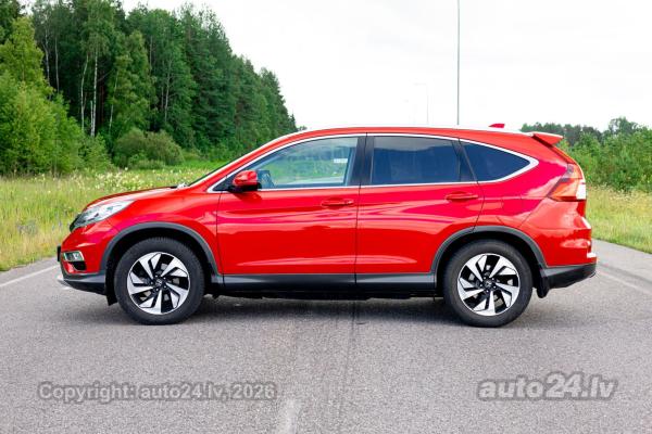 Sarkans Honda CR-V 2018 Tallina, ar dzinēja tilpumu 1.60 L un nobraukumu 123 tūkst. km par 17900 €, foto 1 vietnē AUTOMOTO.COM.LV
