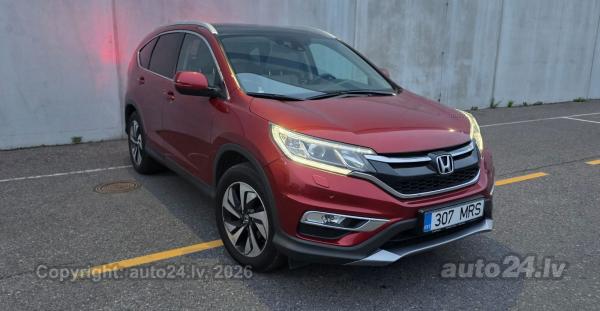 Honda CR-V 2018 in Tallinn on AUTOMOTO.COM.LV Red Honda CR-V 2018 in Tallinn, with an engine capacity of 2.00 L and mileage of 143 thousand km for 16300 €, photo 4 on AUTOMOTO.COM.LV