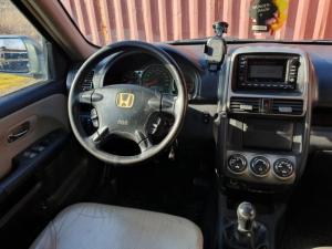 Honda CR-V 2005 in Riga, with an engine capacity of 2.20 L and mileage of 277 thousand km for 3750 €, photo 8 on AUTOMOTO.COM.LV
