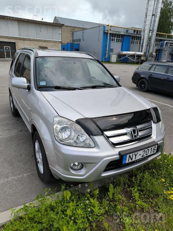 Honda CR-V 2006 in Rezekne, with an engine capacity of 2.20 L and mileage of 237 thousand km for 5250 €, photo 9 on AUTOMOTO.COM.LV