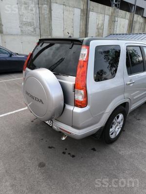 Honda CR-V 2006 Rēzekne, ar dzinēja tilpumu 2.20 L un nobraukumu 237 tūkst. km par 4400 €, foto 10 vietnē AUTOMOTO.COM.LV