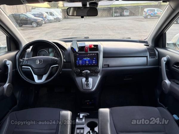 Honda CR-V 2007 Narva, ar dzinēja tilpumu 2.00 L un nobraukumu 223 tūkst. km par 3300 €, foto 7 vietnē AUTOMOTO.COM.LV