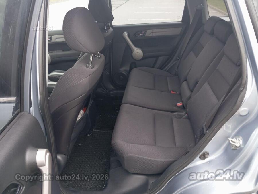 Honda CR-V 2008 Tartu, ar dzinēja tilpumu 2.00 L un nobraukumu 211 tūkst. km par 5500 €, foto 4 vietnē AUTOMOTO.COM.LV