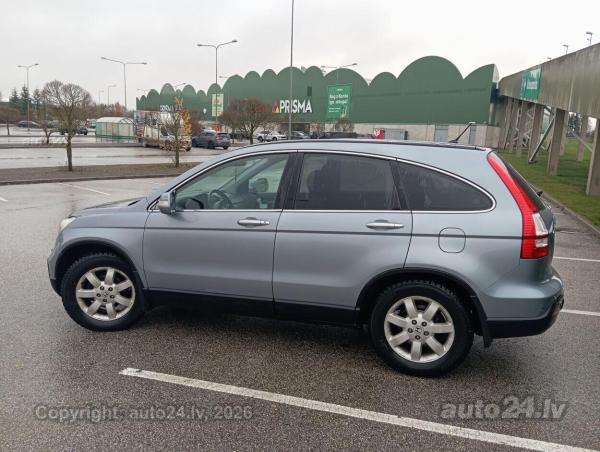 Honda CR-V 2008 in Tartu, with an engine capacity of 2.00 L and mileage of 211 thousand km for 5500 €, photo 9 on AUTOMOTO.COM.LV