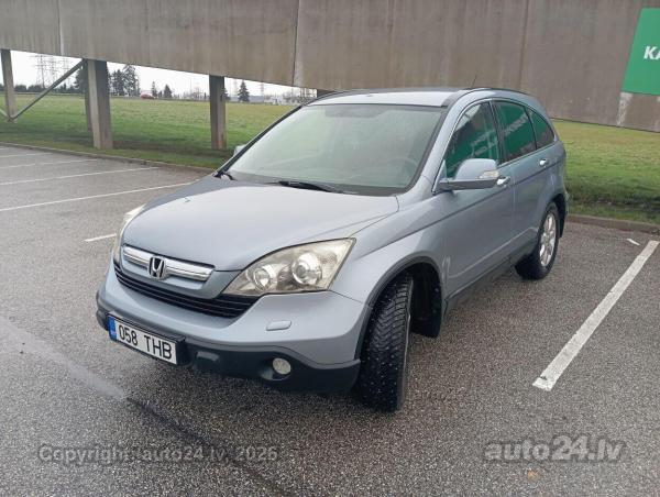 Honda CR-V 2008 in Tartu, with an engine capacity of 2.00 L and mileage of 211 thousand km for 5500 €, photo 10 on AUTOMOTO.COM.LV
