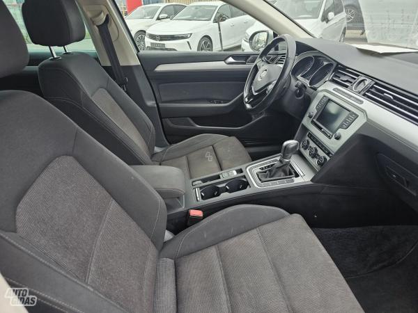 Honda CR-V 2009 in Kaunas, with an engine capacity of 2.00 L and mileage of 246 thousand km for 7999 €, photo 6 on AUTOMOTO.COM.LV