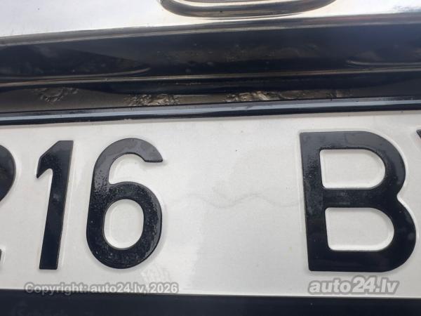Honda CR-V 2009 in Johvi, with an engine capacity of 2.20 L and mileage of 372 thousand km for 4999 €, photo 5 on AUTOMOTO.COM.LV