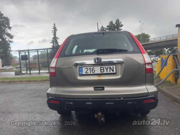 Honda CR-V 2009 in Johvi, with an engine capacity of 2.20 L and mileage of 372 thousand km for 4999 €, photo 6 on AUTOMOTO.COM.LV