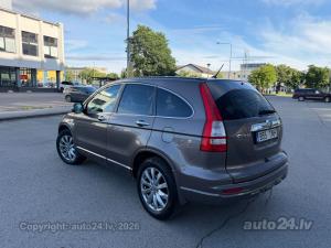 Honda CR-V 2011 Tallina, ar dzinēja tilpumu 2.20 L un nobraukumu 193 tūkst. km par 5999 €, foto 4 vietnē AUTOMOTO.COM.LV