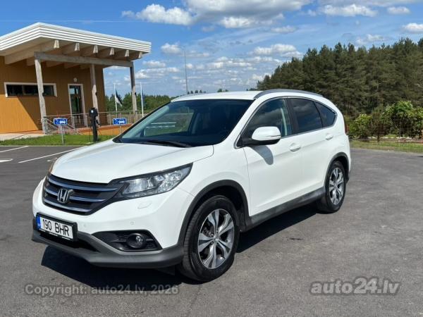 Honda CR-V 2012 in Narva, with an engine capacity of 2.00 L and mileage of 250 thousand km for 8990 €, photo 1 on AUTOMOTO.COM.LV