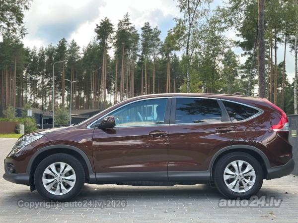 Honda CR-V 2012 in Tallinn, with an engine capacity of 2.00 L and mileage of 241 thousand km for 9999 €, photo 6 on AUTOMOTO.COM.LV