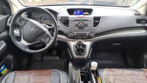 Honda CR-V 2014 in Tallinn, with an engine capacity of 1.60 L and mileage of 172 thousand km for 12399 €, photo 9 on AUTOMOTO.COM.LV