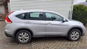 Honda CR-V 2014 Tallina, ar dzinēja tilpumu 1.60 L un nobraukumu 172 tūkst. km par 12399 €, foto 3 vietnē AUTOMOTO.COM.LV