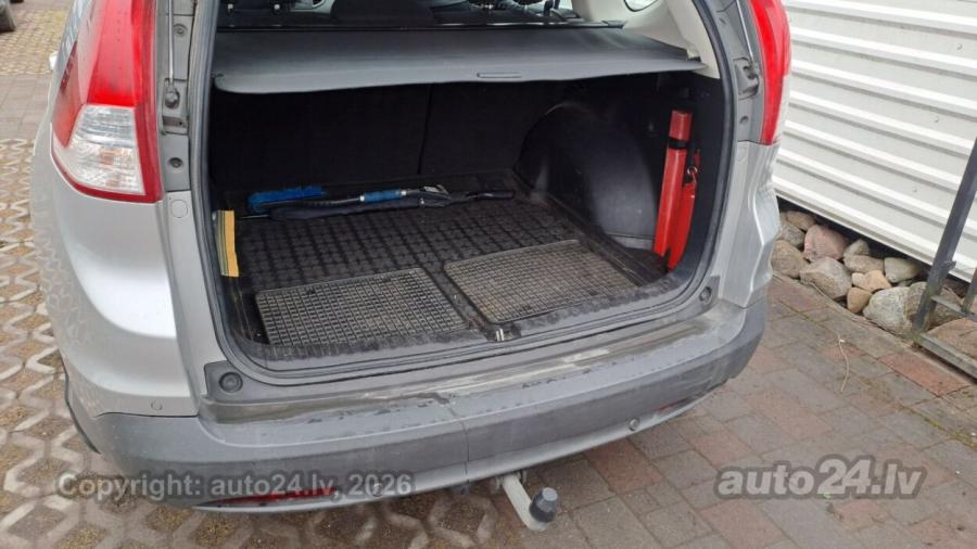 Honda CR-V 2014 Tallina, ar dzinēja tilpumu 1.60 L un nobraukumu 172 tūkst. km par 12399 €, foto 12 vietnē AUTOMOTO.COM.LV
