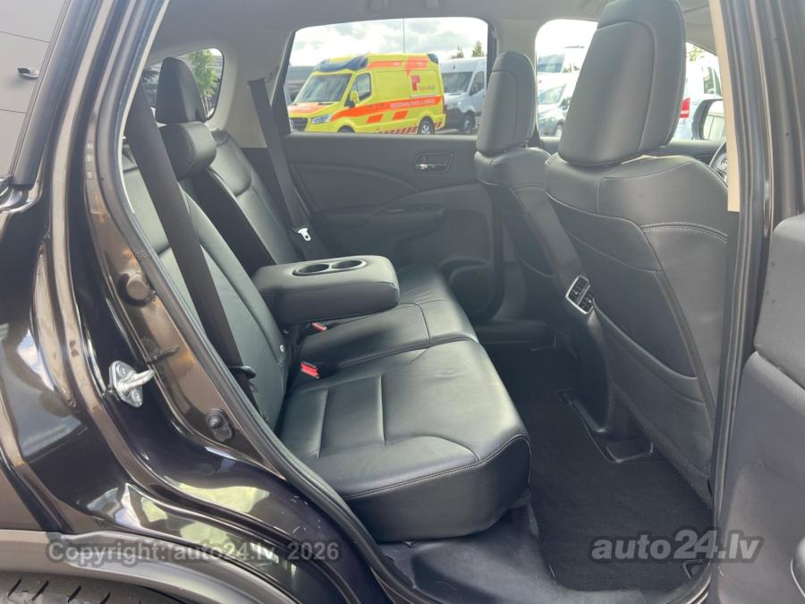 Honda CR-V 2017 Tallina, ar dzinēja tilpumu 2.00 L un nobraukumu 160 tūkst. km par 16900 €, foto 14 vietnē AUTOMOTO.COM.LV