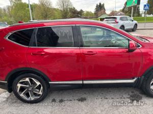 Honda CR-V 2020 Tallina, ar dzinēja tilpumu 1.50 L un nobraukumu 35 tūkst. km par 24000 €, foto  vietnē AUTOMOTO.COM.LV