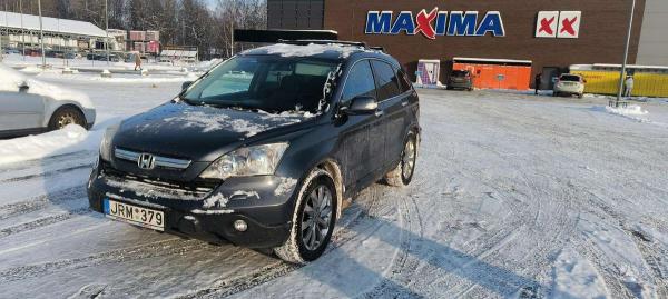 Violet Honda CR-V 2007 in Vilnius, with an engine capacity of 2.20 L and mileage of 310 thousand km for 3800 €, photo 2 on AUTOMOTO.COM.LV