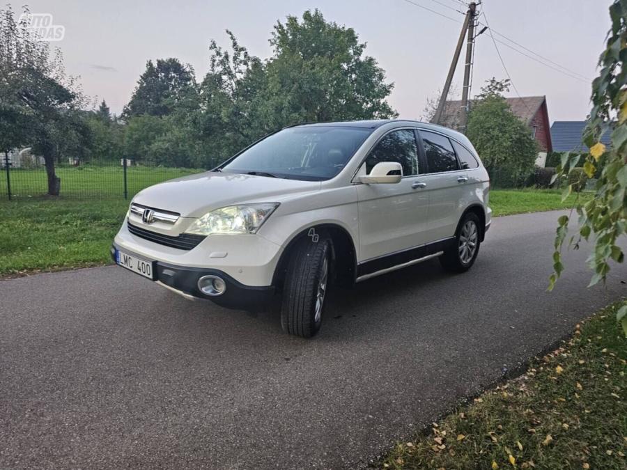 Balts Honda CR-V 2008 Marijampole, ar dzinēja tilpumu 2.20 L un nobraukumu 290 tūkst. km par 6000 €, foto 1 vietnē AUTOMOTO.COM.LV