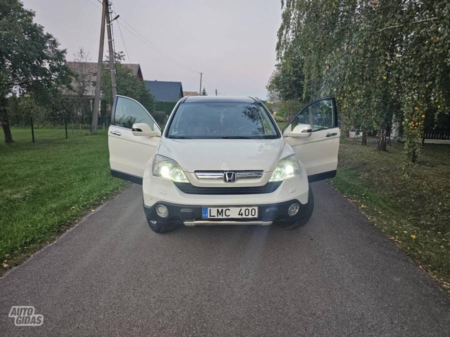 Balts Honda CR-V 2008 Marijampole, ar dzinēja tilpumu 2.20 L un nobraukumu 290 tūkst. km par 6000 €, foto 7 vietnē AUTOMOTO.COM.LV