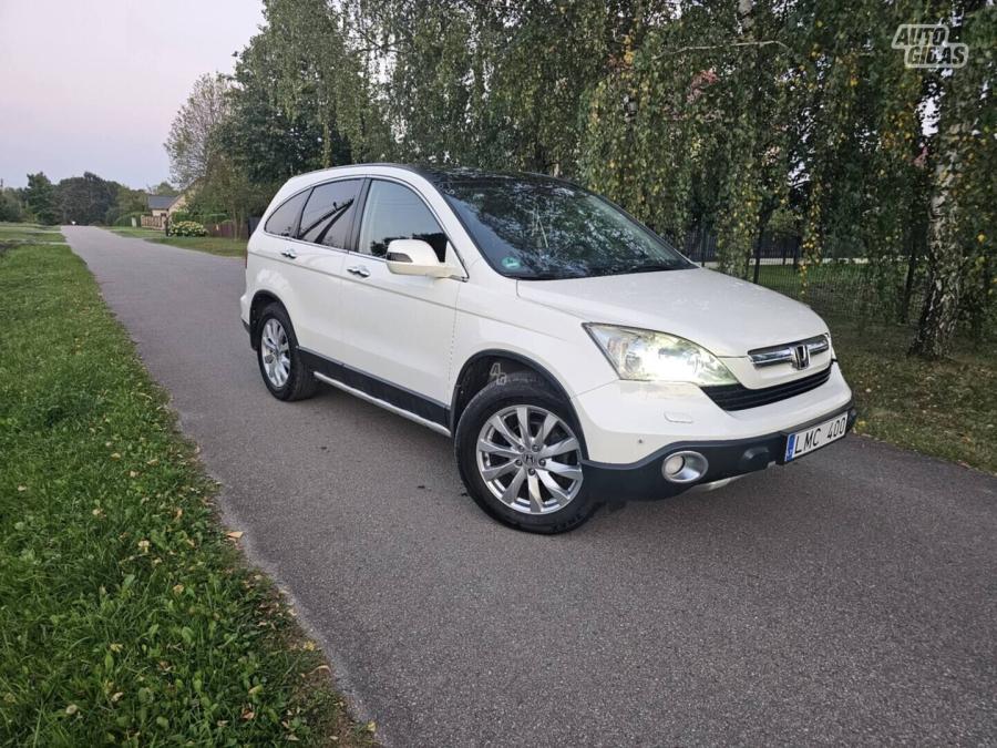 Balts Honda CR-V 2008 Marijampole, ar dzinēja tilpumu 2.20 L un nobraukumu 290 tūkst. km par 6000 €, foto 8 vietnē AUTOMOTO.COM.LV