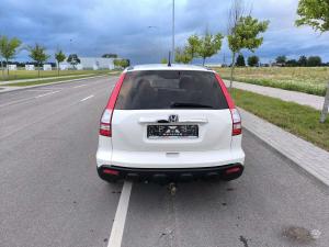 Balts Honda CR-V 2008 Marijampole, ar dzinēja tilpumu 2.20 L un nobraukumu 332 tūkst. km par 4050 €, foto 5 vietnē AUTOMOTO.COM.LV