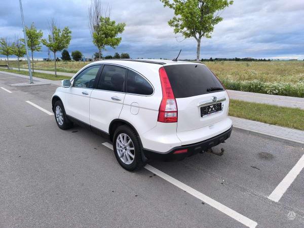 Balts Honda CR-V 2008 Marijampole, ar dzinēja tilpumu 2.20 L un nobraukumu 332 tūkst. km par 3550 €, foto 3 vietnē AUTOMOTO.COM.LV