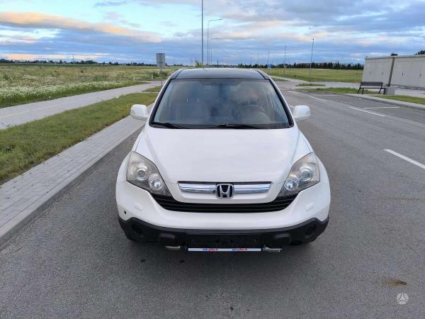 Balts Honda CR-V 2008 Marijampole, ar dzinēja tilpumu 2.20 L un nobraukumu 332 tūkst. km par 3550 €, foto 8 vietnē AUTOMOTO.COM.LV