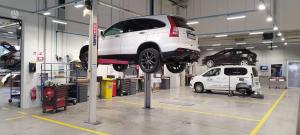 Balts Honda CR-V 2008 Viļņa, ar dzinēja tilpumu 2.20 L un nobraukumu 352 tūkst. km par 6500 €, foto 14 vietnē AUTOMOTO.COM.LV