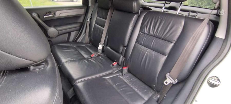 Balts Honda CR-V 2008 Viļņa, ar dzinēja tilpumu 2.20 L un nobraukumu 352 tūkst. km par 6500 €, foto 31 vietnē AUTOMOTO.COM.LV