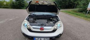 Balts Honda CR-V 2008 Viļņa, ar dzinēja tilpumu 2.20 L un nobraukumu 352 tūkst. km par 6500 €, foto 43 vietnē AUTOMOTO.COM.LV