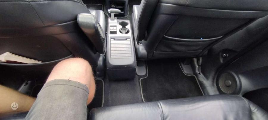 Balts Honda CR-V 2008 Viļņa, ar dzinēja tilpumu 2.20 L un nobraukumu 352 tūkst. km par 6500 €, foto 50 vietnē AUTOMOTO.COM.LV