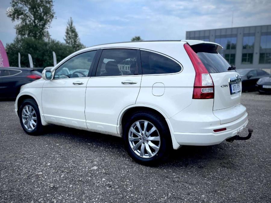 Balts Honda CR-V 2010 Viļņa, ar dzinēja tilpumu 2.20 L un nobraukumu 274 tūkst. km par 7499 €, foto 4 vietnē AUTOMOTO.COM.LV