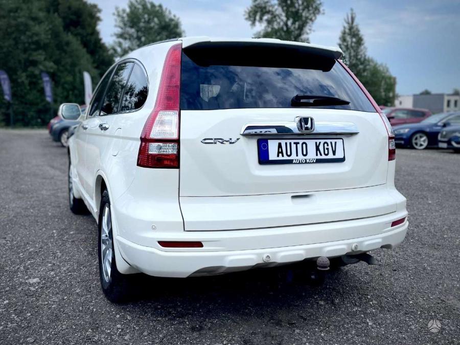 Balts Honda CR-V 2010 Viļņa, ar dzinēja tilpumu 2.20 L un nobraukumu 274 tūkst. km par 7499 €, foto 5 vietnē AUTOMOTO.COM.LV