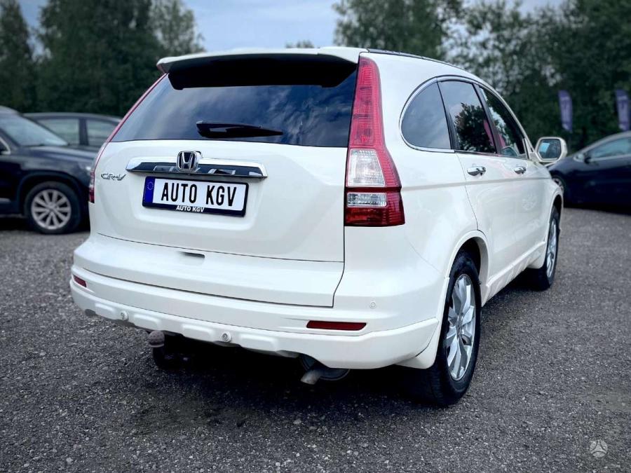 Balts Honda CR-V 2010 Viļņa, ar dzinēja tilpumu 2.20 L un nobraukumu 274 tūkst. km par 7499 €, foto 6 vietnē AUTOMOTO.COM.LV