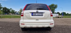 White Honda CR-V 2010 in Riga, with an engine capacity of 2.20 L and mileage of 248 thousand km for 7250 €, photo 34 on AUTOMOTO.COM.LV