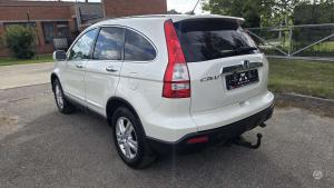 Balts Honda CR-V 2010 Šauļi, ar dzinēja tilpumu 2.20 L un nobraukumu 288 tūkst. km par 6350 €, foto 4 vietnē AUTOMOTO.COM.LV
