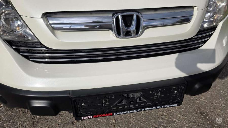 Balts Honda CR-V 2010 Šauļi, ar dzinēja tilpumu 2.20 L un nobraukumu 288 tūkst. km par 6350 €, foto 11 vietnē AUTOMOTO.COM.LV