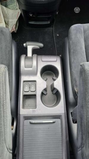 Balts Honda CR-V 2010 Šauļi, ar dzinēja tilpumu 2.20 L un nobraukumu 288 tūkst. km par 6350 €, foto 24 vietnē AUTOMOTO.COM.LV