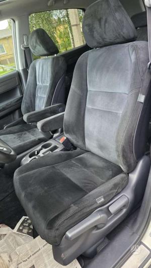 Balts Honda CR-V 2010 Šauļi, ar dzinēja tilpumu 2.20 L un nobraukumu 288 tūkst. km par 6350 €, foto 29 vietnē AUTOMOTO.COM.LV