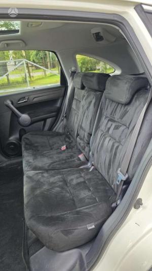 Balts Honda CR-V 2010 Šauļi, ar dzinēja tilpumu 2.20 L un nobraukumu 288 tūkst. km par 6350 €, foto 32 vietnē AUTOMOTO.COM.LV