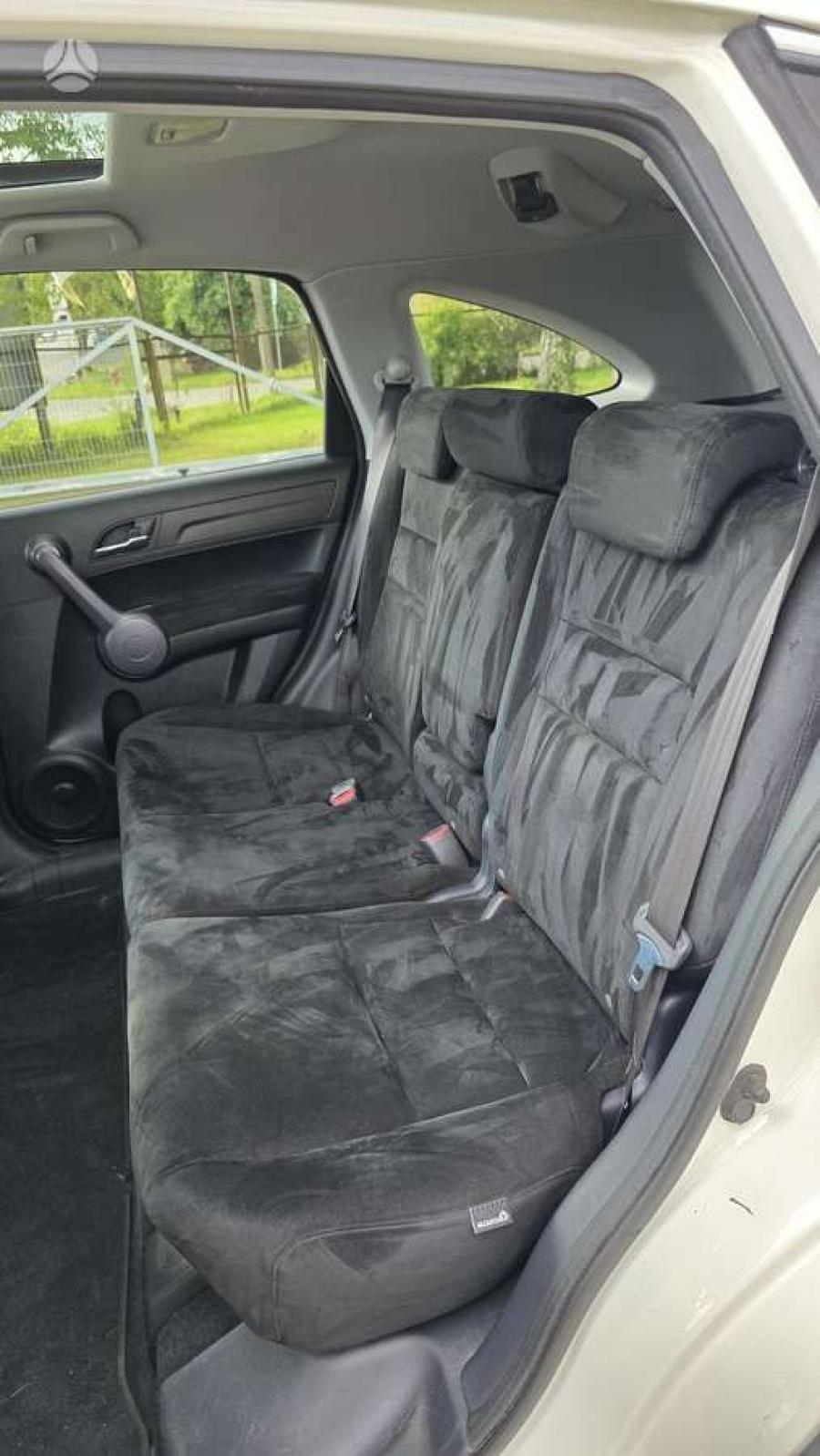Balts Honda CR-V 2010 Šauļi, ar dzinēja tilpumu 2.20 L un nobraukumu 288 tūkst. km par 6350 €, foto 32 vietnē AUTOMOTO.COM.LV