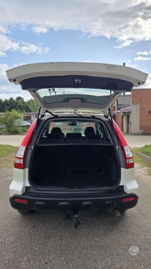 Balts Honda CR-V 2010 Šauļi, ar dzinēja tilpumu 2.20 L un nobraukumu 288 tūkst. km par 6350 €, foto 35 vietnē AUTOMOTO.COM.LV