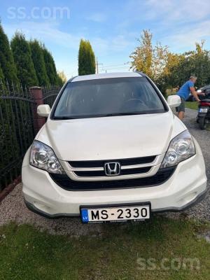 Balts Honda CR-V 2010 Saldus, ar dzinēja tilpumu 2.20 L un nobraukumu 268 tūkst. km par 5500 €, foto  vietnē AUTOMOTO.COM.LV