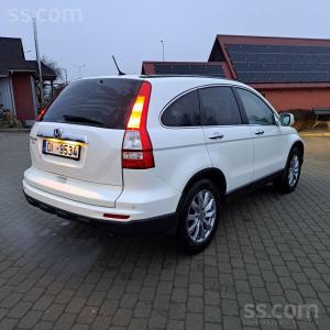 Balts Honda CR-V 2011 Rēzekne, ar dzinēja tilpumu 2.20 L un nobraukumu 0 tūkst. km par 6700 €, foto 3 vietnē AUTOMOTO.COM.LV