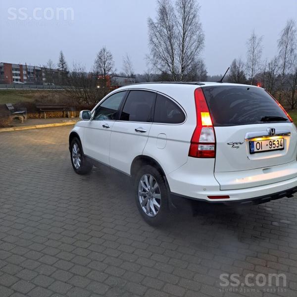Balts Honda CR-V 2011 Rēzekne, ar dzinēja tilpumu 2.20 L un nobraukumu 0 tūkst. km par 6700 €, foto 6 vietnē AUTOMOTO.COM.LV