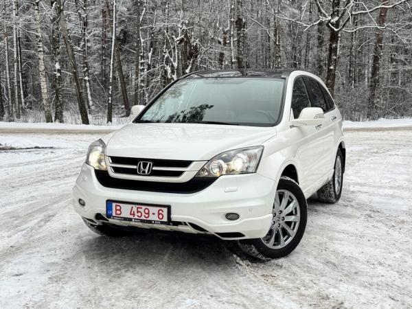 Balts Honda CR-V 2011 Rīga, ar dzinēja tilpumu 2.20 L un nobraukumu 0 tūkst. km par 7990 €, foto 2 vietnē AUTOMOTO.COM.LV