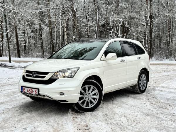 Balts Honda CR-V 2011 Rīga, ar dzinēja tilpumu 2.20 L un nobraukumu 0 tūkst. km par 7990 €, foto 3 vietnē AUTOMOTO.COM.LV